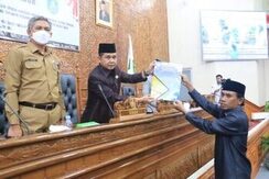 Fraksi Amanat Keadilan Berkarya Usulkan Segera Bentuk Pansus Raperda ... Fraksi Amanat Keadilan Berkarya Usulkan Segera Bentuk Pansus Raperda ...