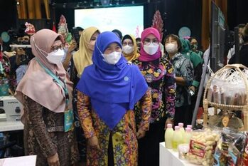 TP PKK Kutim Tampilkan Produk-produk Unggulan di Pameran UP2K Balikpapan - G-Smart.ID