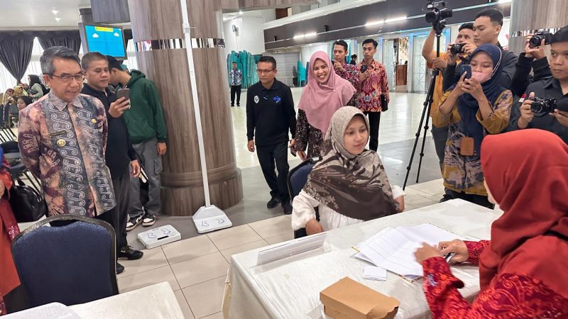 Bupati Ardiansyah : Penting Bagi Catin Konsumsi Makanan Sehat Bergizi ...