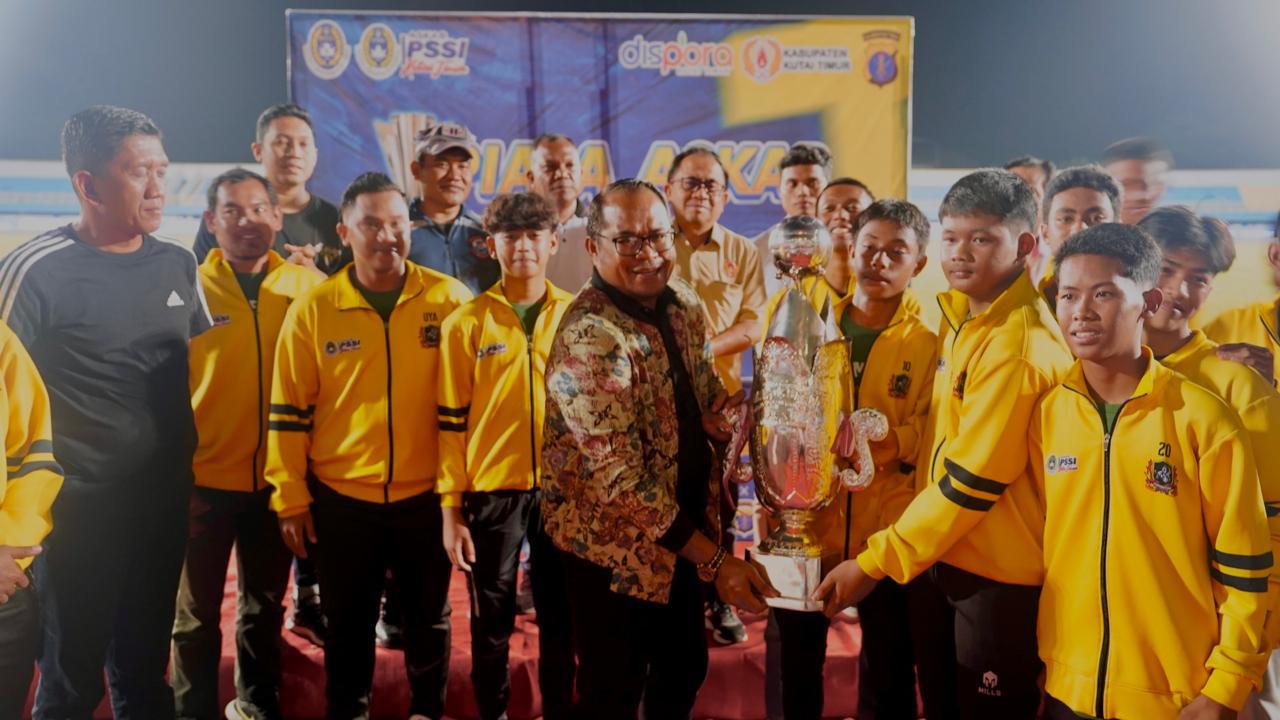 Juara Piala Suratin U-13 Tingkat Nasional, Wabup Kasmidi : Talenta ...